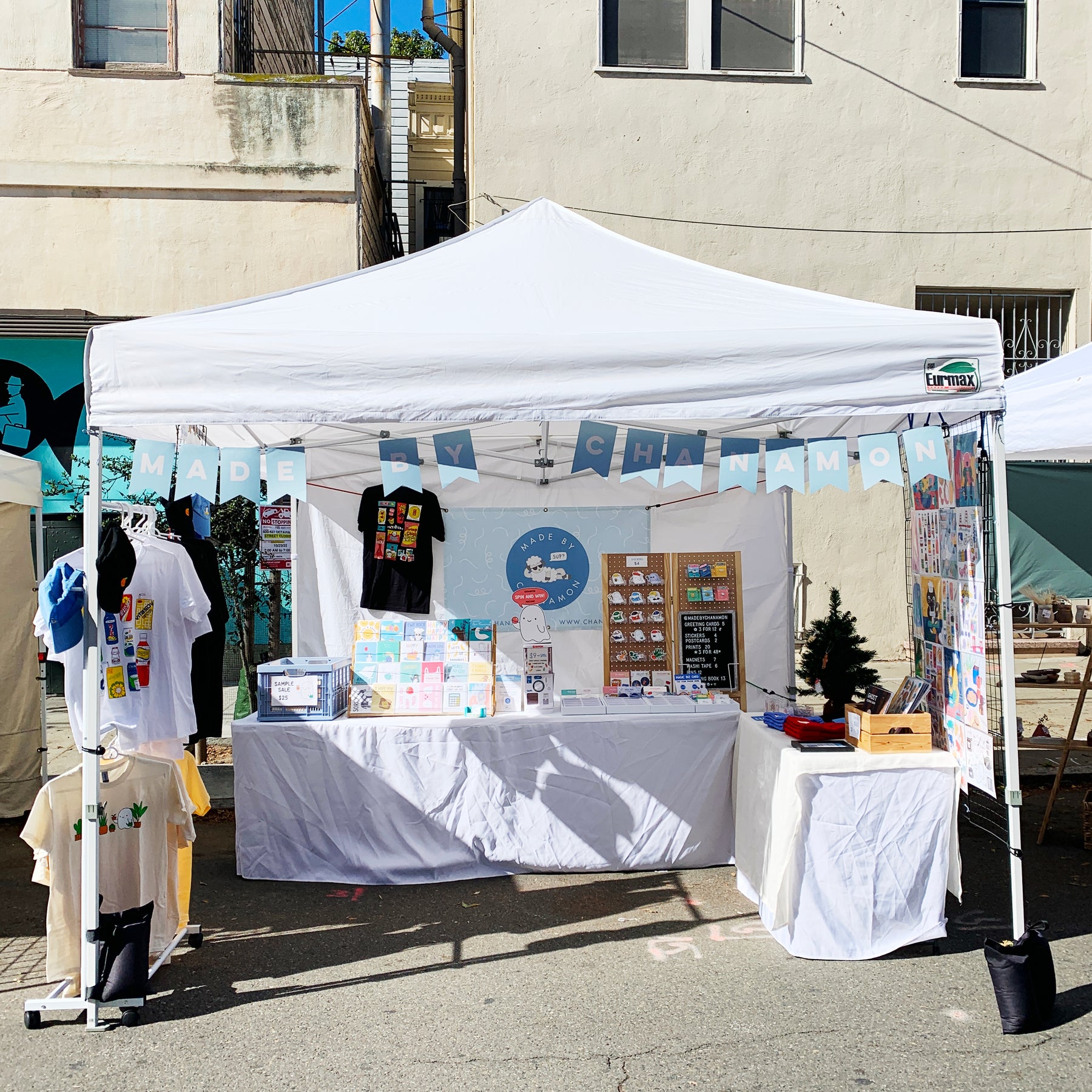 How to Start Selling at Craft Fairs: A Beginner's Guide